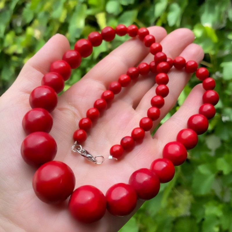 DESIRS ESSENTIELS Collier De Grosses Perles Rouge